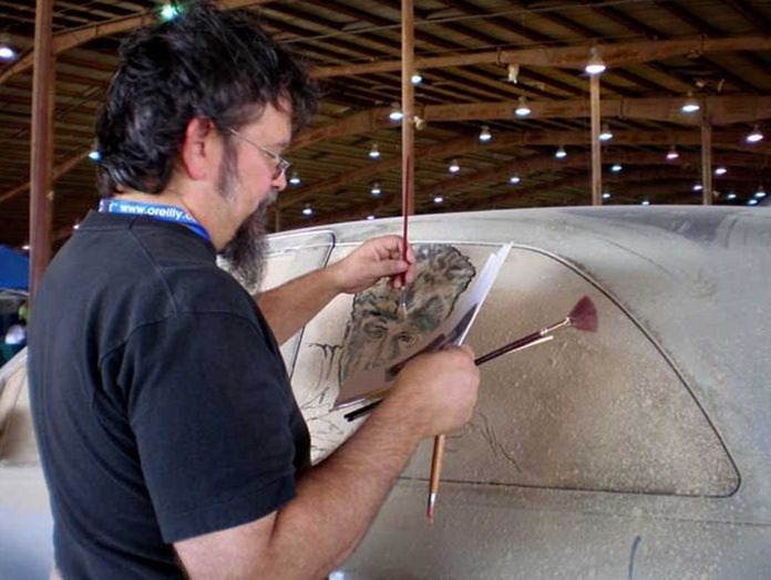 Scott Wade Turns Dusty Car Windows Into Work of Art | Amusing Planet